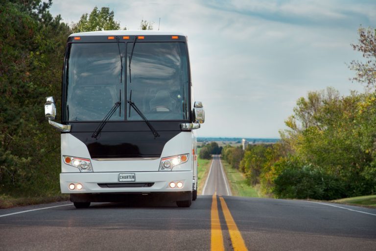 Charter Bus & Motor Coach Windshields and Side Glass | Coach Glass®